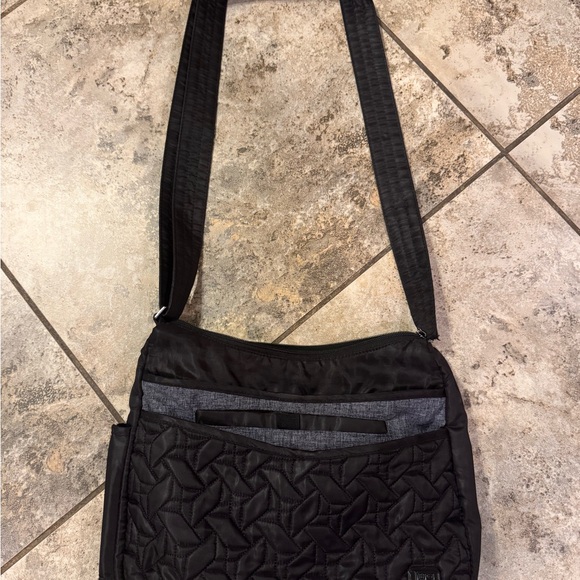 lug | Bags | Lug Breeze Crossbody Bag Purse Quilted Travel Packable ...
